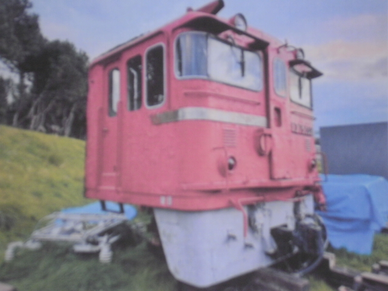 小樽市総合博物館の「ED76形電気機関車」、前頭部のみに PCB除去し今秋展示再開。: 北の鉄ちゃんの部屋